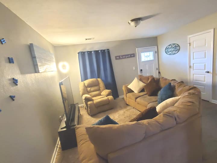 ****Home Away From Home**** - Marietta