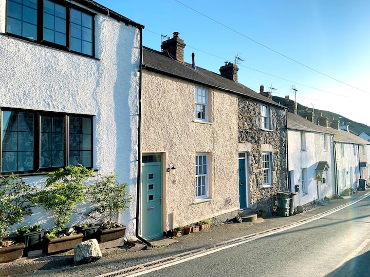 Cute Cottage | Penmaenmawr | Spectacular Views - Conwy