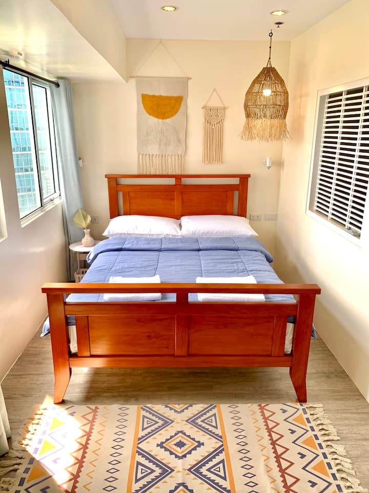 Urban Sunset - Philippines