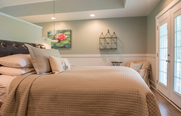 Water Lily Studio - Harrisonburg, VA