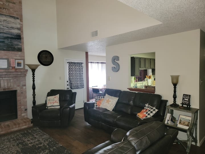 Spring Break Home Base! Bmt Discount! - San Antonio, TX