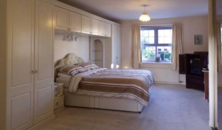 Spacious Double Room With Private Bathroom - Woolacombe