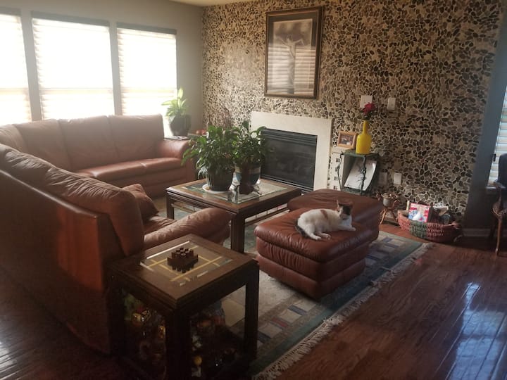 Discreet & Comfortable  House In Baltimore County - Owings Mills, MD