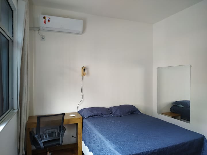 Apto Espaçoso No Centro Da Barra - Barra