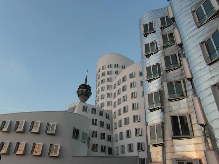 Lichtdurchflutete 3-zimmer Wohnung Im Medienhafen - Aéroport de Düsseldorf (DUS)