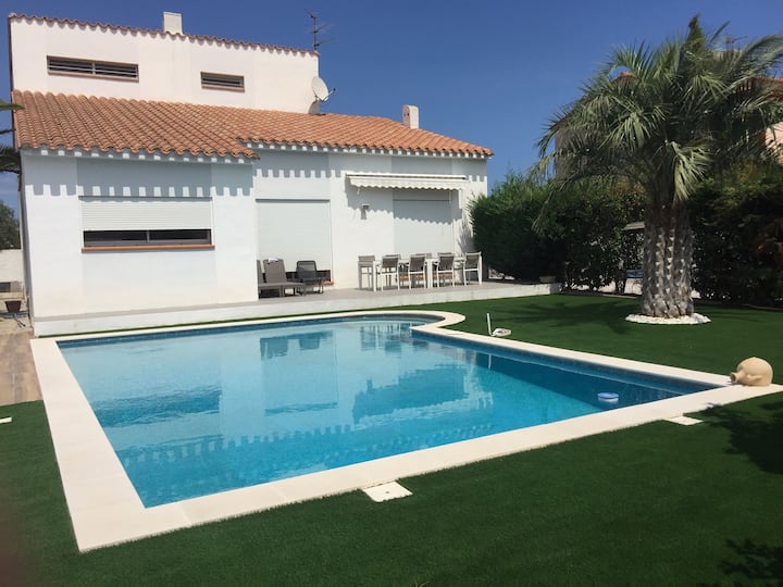Belle Villa 4* Standing Climatisation Piscine - Saleilles