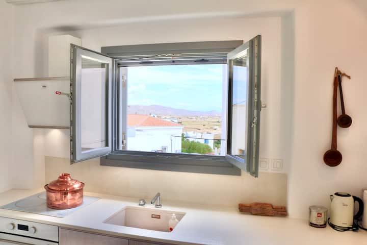 Kounelia Luxury Apartment Upper Floor - Китнос
