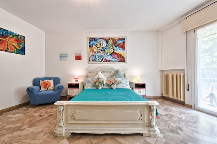 Bright Charming Apartment A/c And Tv In The Rooms - Mestre
