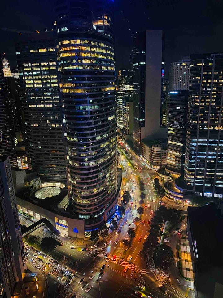 Skyline Escape @ Air Residences! - Manila