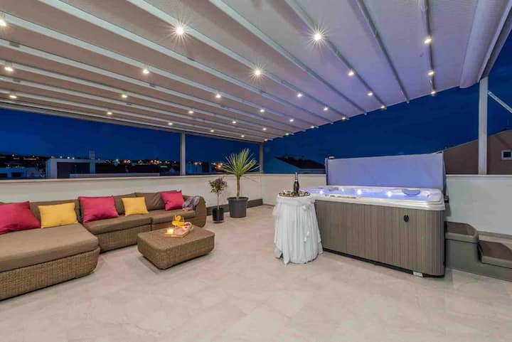 Superior Penthouse With Terrace And Jacuzzi - Zadar