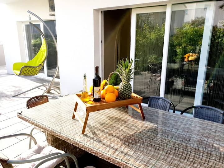 Perfect Holiday Apartment - Podstrana