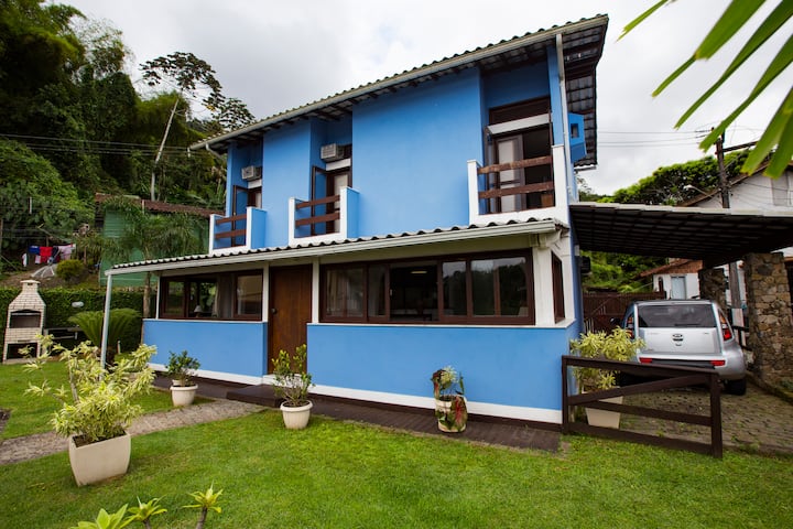 Casa Com 4 Quartos E Suíte Adaptada Para Pcd - Angra dos Reis