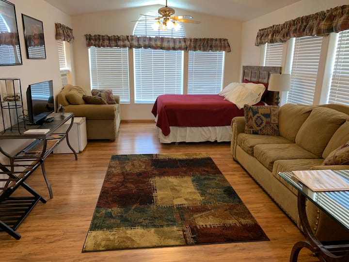 Roadrunner Haven-private Spa And Deck Boat Parking - Page, AZ