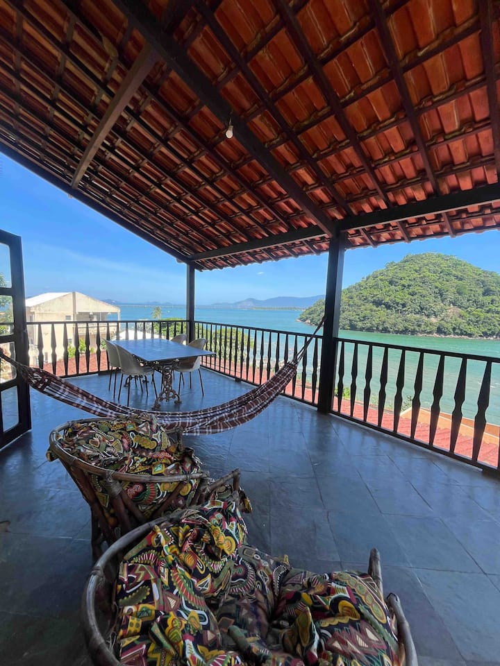 Casa Ampla Com Vista Incrível Para O Mar - Mangaratiba