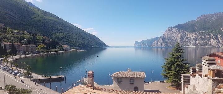 Spacious Three-room Apartment Few Steps Away From Lake Garda - Nago-Torbole
