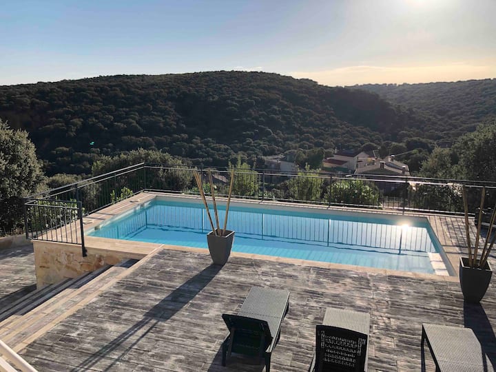 220 M2-1000 M2 De Parcela Y Disfruta De Las Vistas - Galápagos