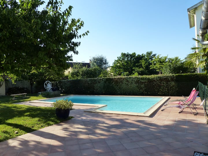 Grande Maison De Village - Ambres