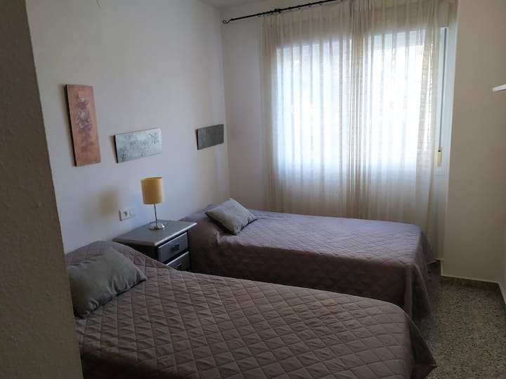Habitación Confortable. Wifi. Tv. Aire. - Fuengirola