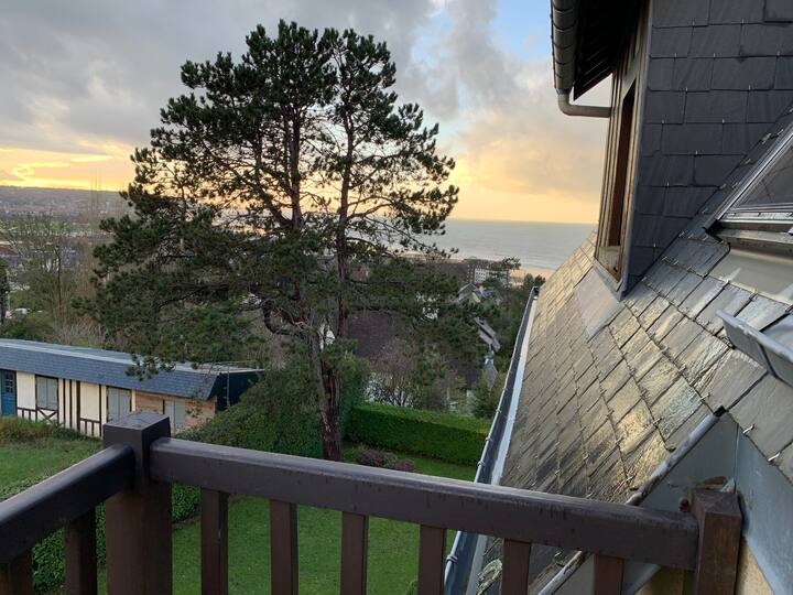Un Balcon Vue Mer Et Campagne… - Blonville-sur-Mer