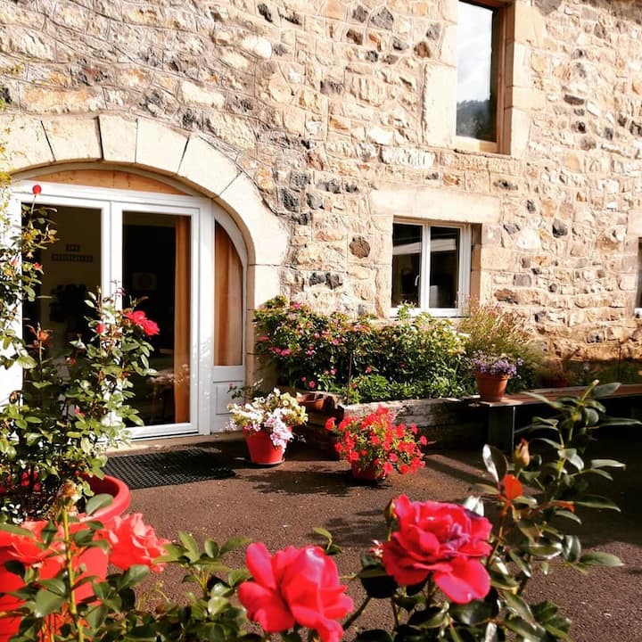 Le Puy Griou: Duplex 72m² Terrasse - Château du Sailhant