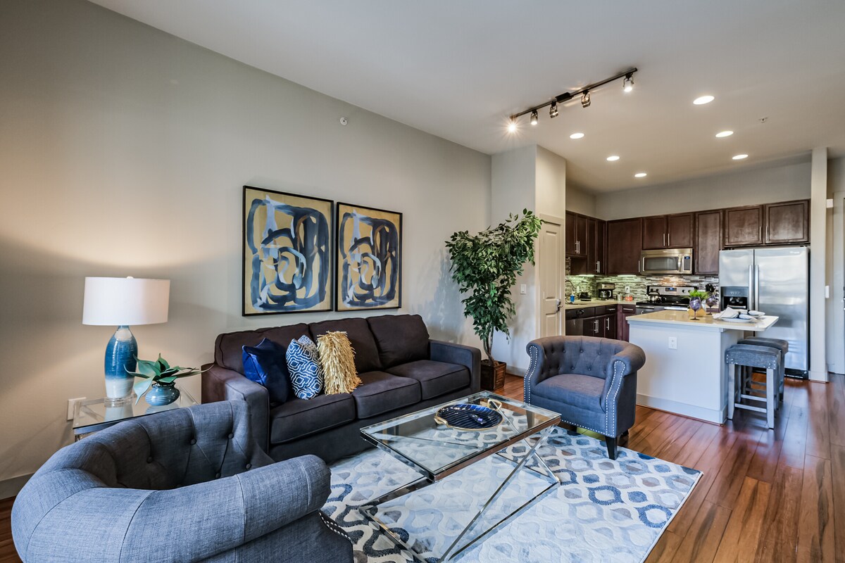 Downtown Houston Apartment Vacation Rentals - Houston, TX | Airbnb