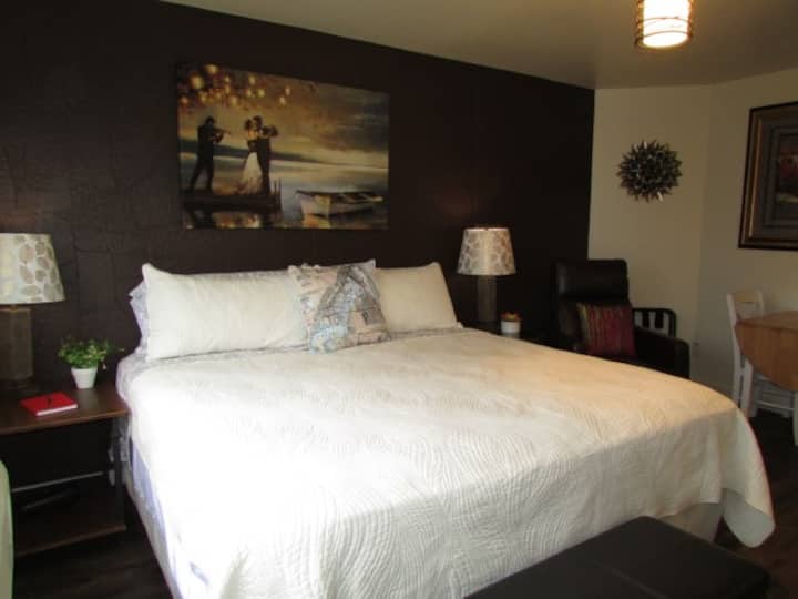 Superior Bay Boutique Motel Unit #7 - Duluth, MN