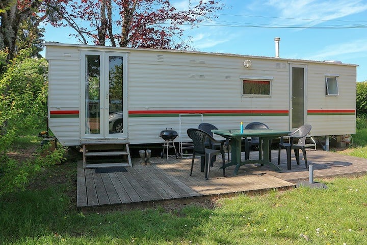 Mobil-home Au Bord D'etang - Corbigny