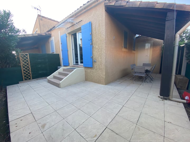 Petite Maison En Provence Avec Piscine - Salon-de-Provence