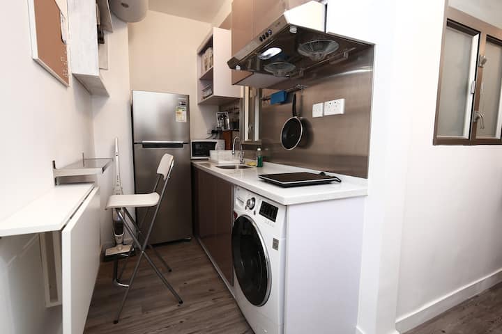 En-suite Double Room @ 1min To Mtr (1.4) - Hong Kong