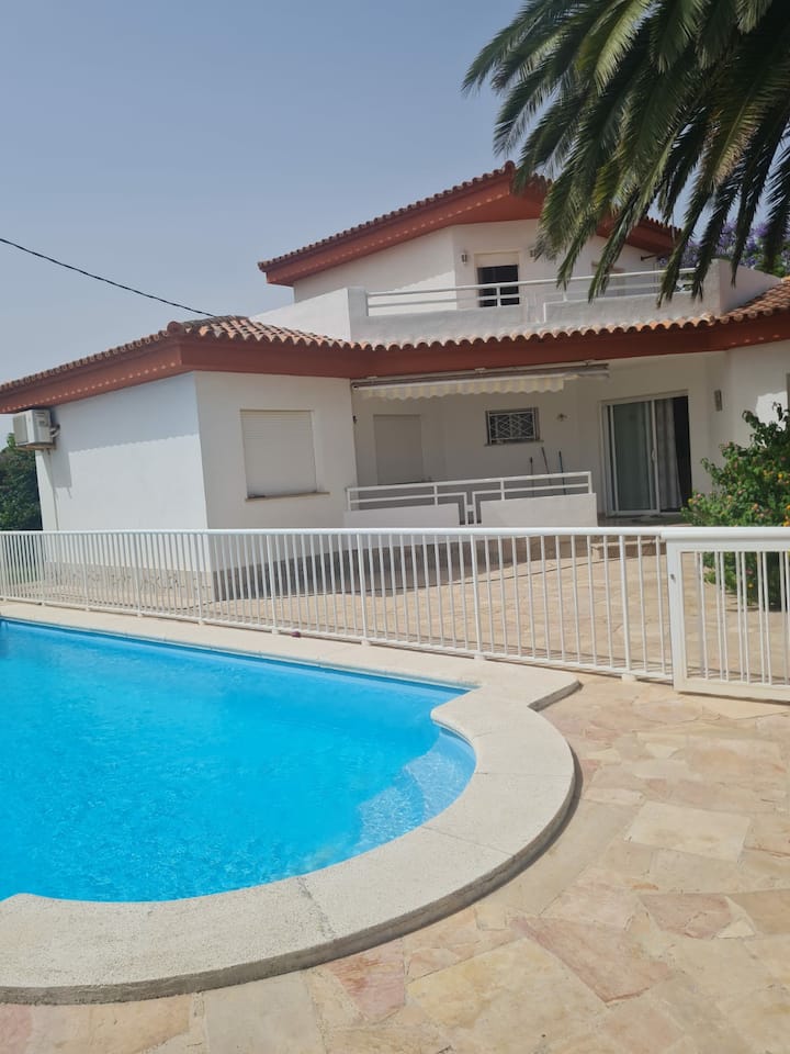 Villa Avec Piscine à 300 Metres De La Plage. - Vinaròs