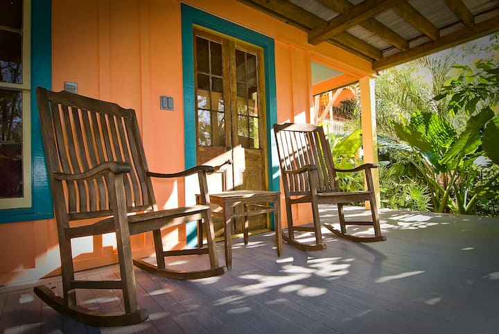 Mar Villa Guesthouse
Room 2 - Mandeville, LA