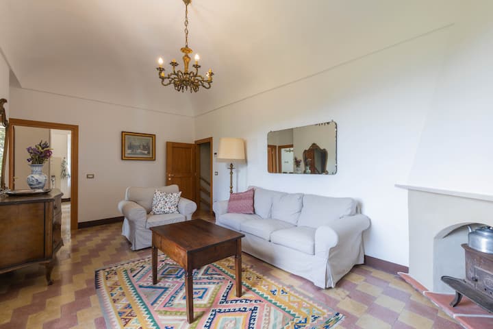 Palazzo K - (Apt 5) 2 Bedroom Apartment & Pool - Savone