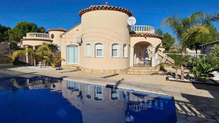 Magnifica Casa Modernista Con Piscina Y Zona Zen - Costa Daurada
