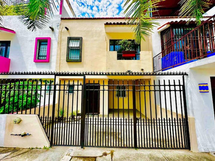 Casa Cerca De Sams ! 5 Minutos De Playa Y Marina. - Puerto Vallarta