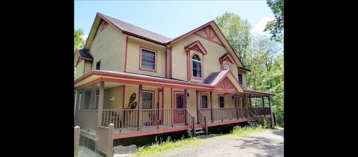 Charmant Condo Dans Le Vieux Village Tremblant - Mont-Tremblant