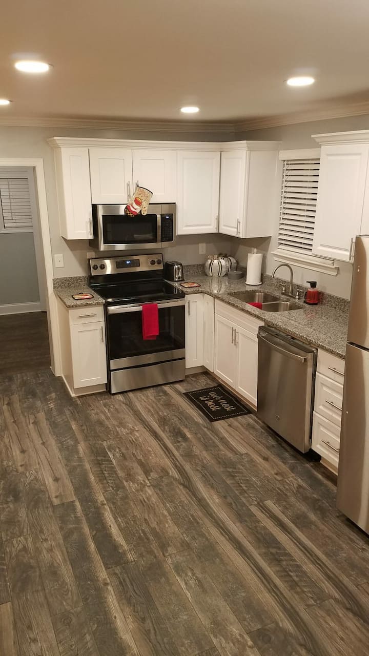 Atlanta Comfortable & Cozy 2br/2b Home-a - Atlanta, GA