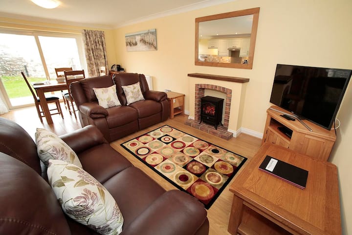 Seaside Bramley Cottage In Port Eynon, Gower - Rhossili