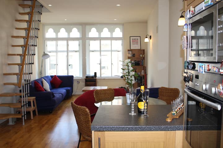 Cardiff City Centre Penthouse - Cardiff