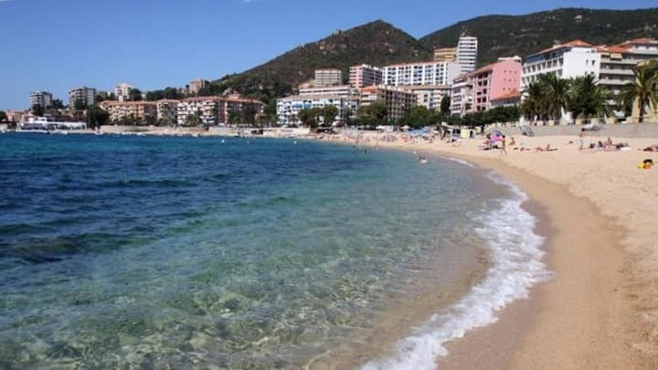 Très Joli F3 Refait A Neuf - Ajaccio