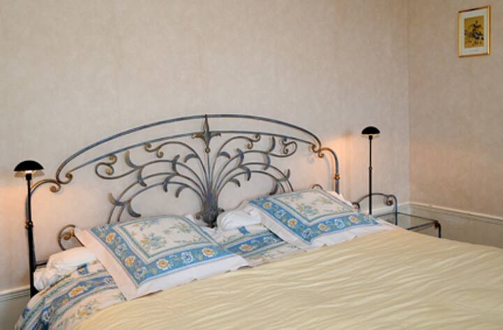 Champagne Suite - Bourbonne-les-Bains