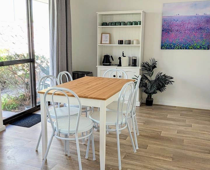 Boutique Home Close To Town And Nature - Bunbury