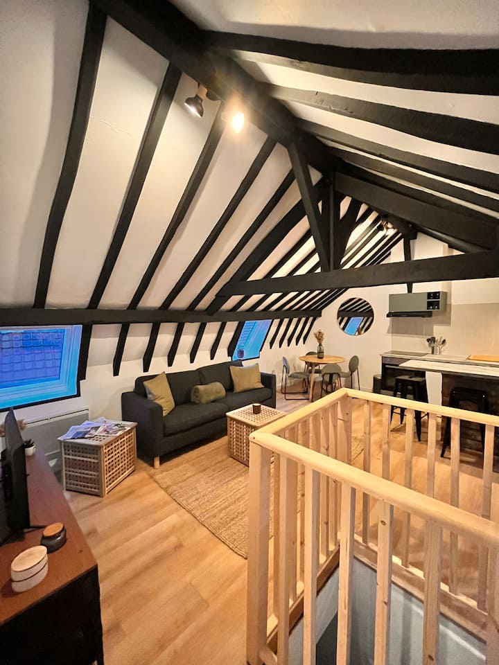 Appart Centre Lille • 2 Ch • 4 Pers • Métro 1 Min - Norte