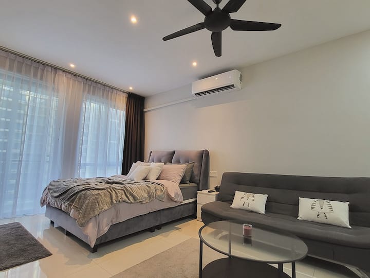 [Experience Movies Under The Stars] Studio Suites - Johor Bahru