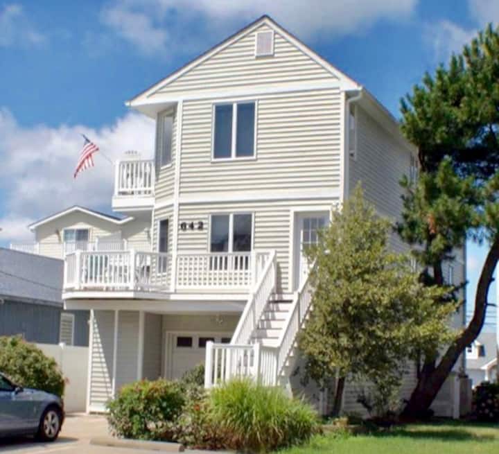 Love Those Wildwood Days ☀️ In Our 3 Bedroom Condo - North Wildwood, NJ