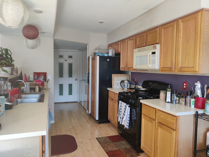 Room With Private Bathroom - Flagstaff, AZ