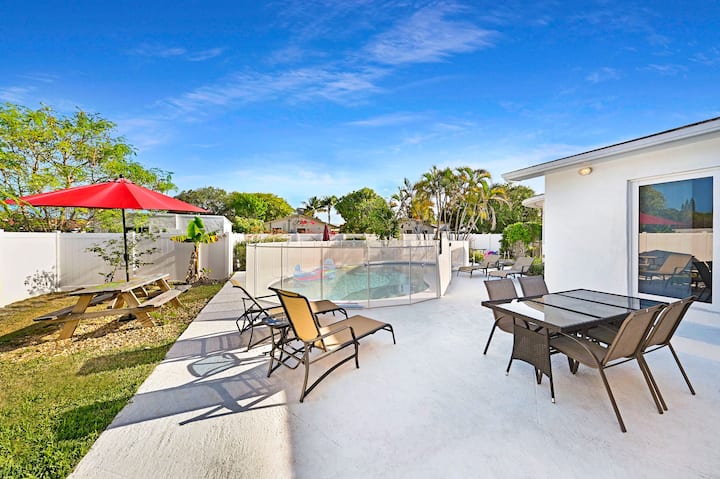 Cheerful 6-bedroom Villa Heated Pool Fruit Trees - Hollywood, FL
