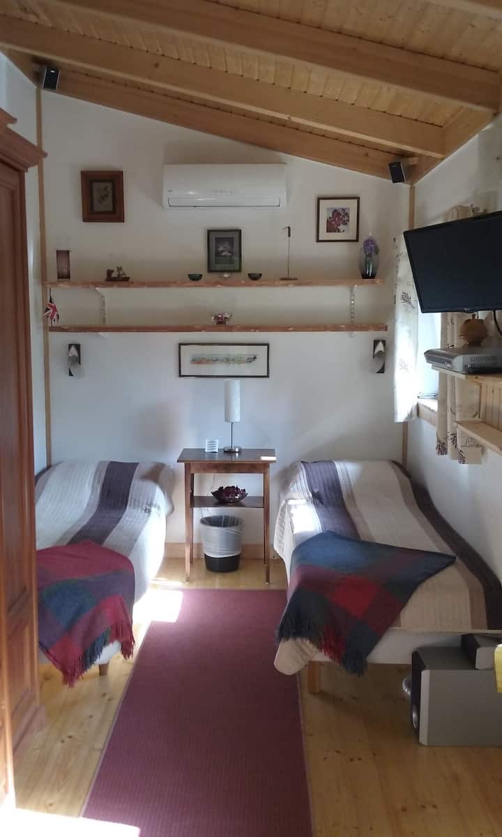 Spring Cottage: Peace & Quiet In A Good Location. - Szentendre