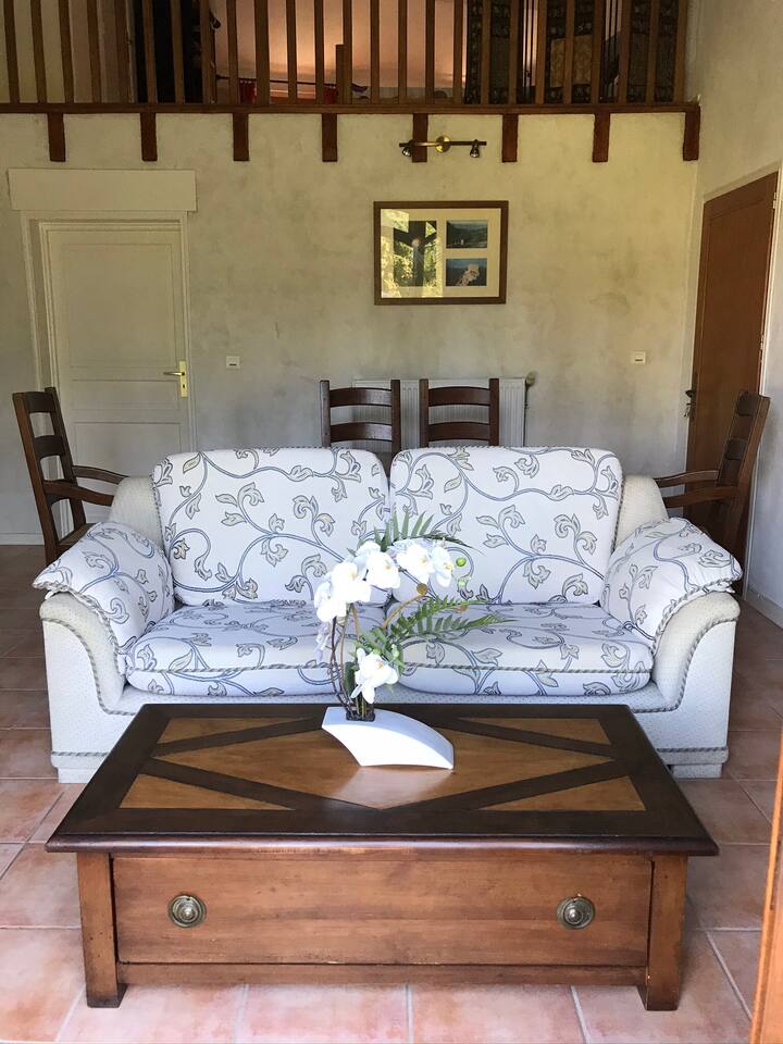 Renovated Barn In 17th Century Farmhouse - Bram