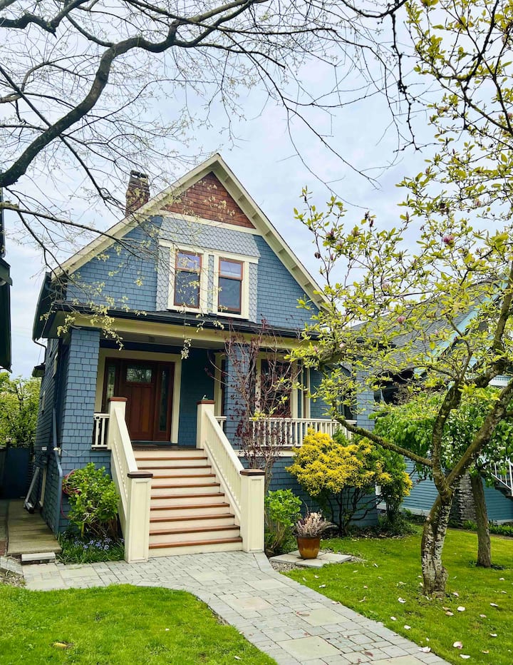 Main Street Gem - Bright 1br Private Unit - 밴쿠버