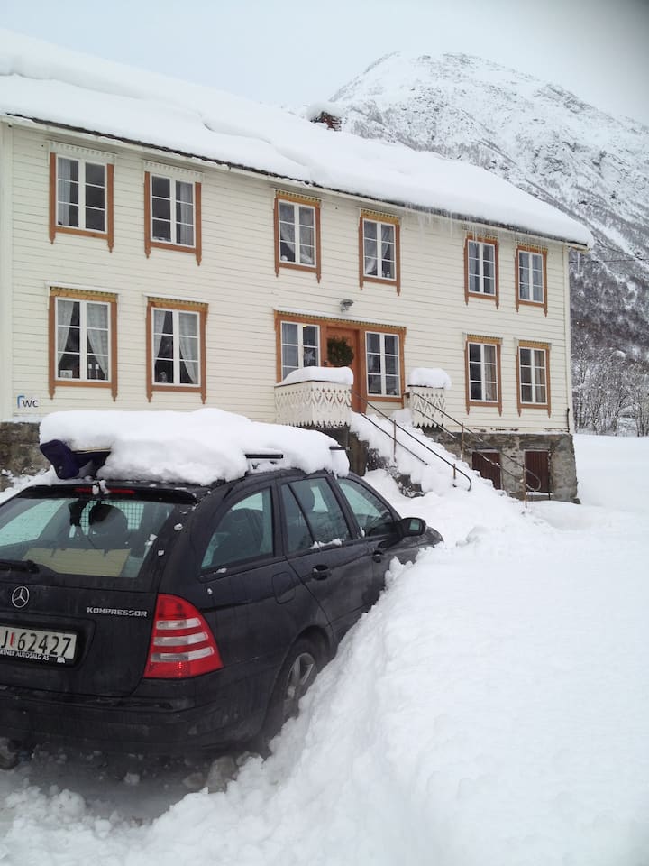 Overvoll Farm, Plenty Of Room! - Geirangerfjord